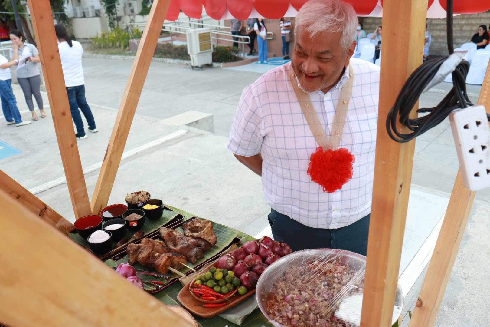AC gov't holds Sisig cooking demo - Central Luzon Business Week